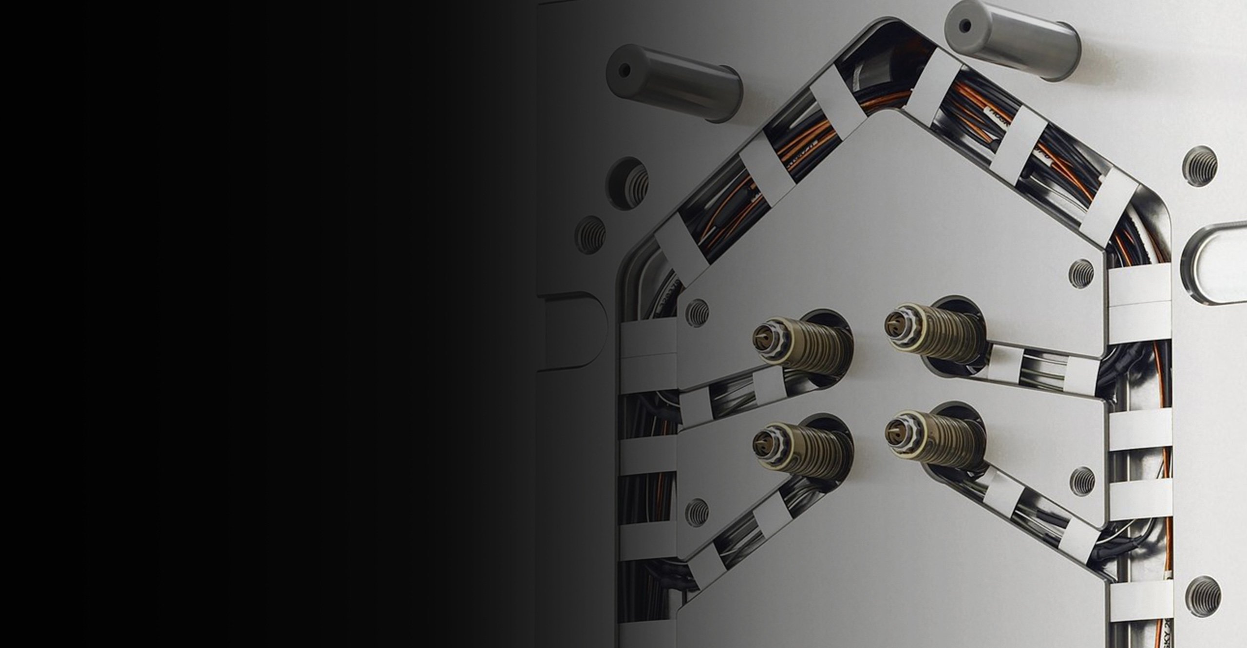 LSR Cold Deck | Husky Technologies