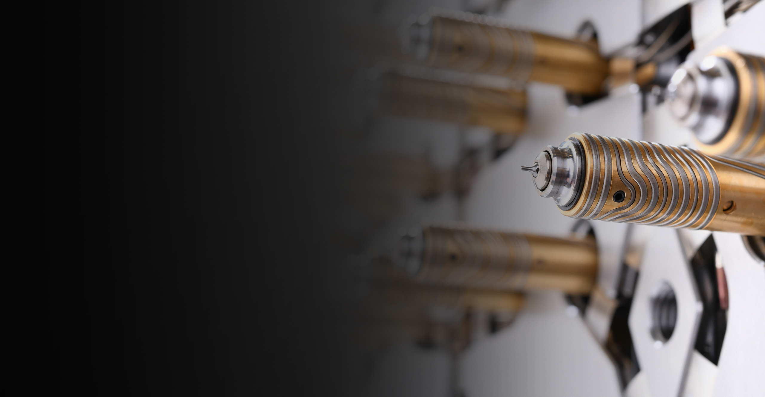 射出成形ホットランナ | Husky Technologies™